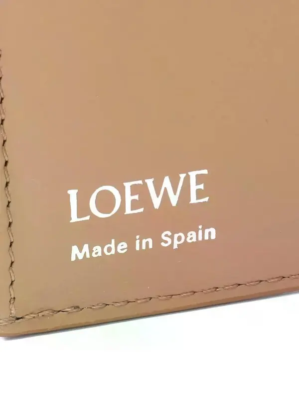 Loewe 2020´pebble Small Vertical Trifold Wallet - Brown