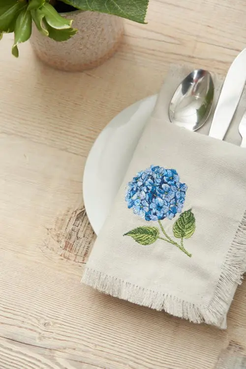 RIGHTSIDE DESIGNS Summer Hydrangea Napkins Set Of 4