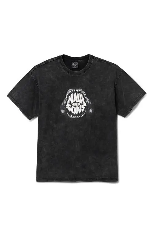 MAUI & SONS Shark Teeth Mineral Wash Cotton Graphic T-shirt
