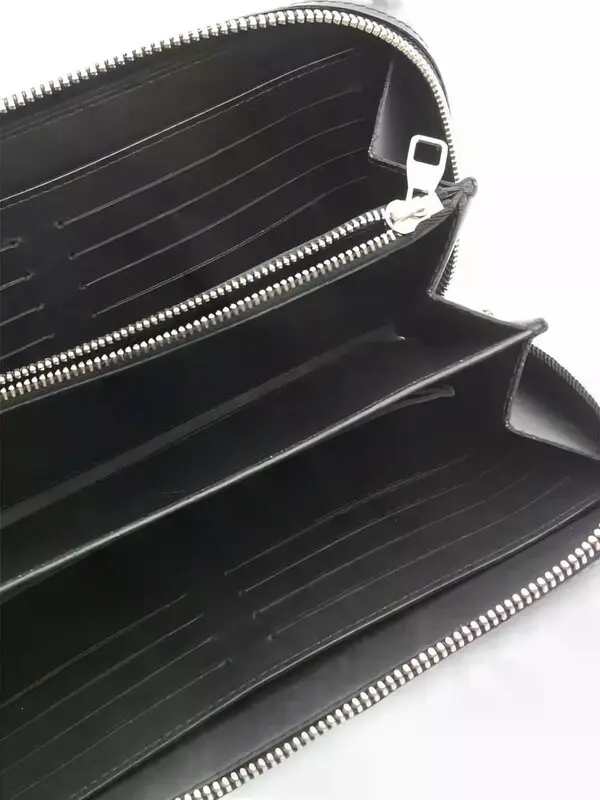 LOUIS VUITTON Zippy Wallet