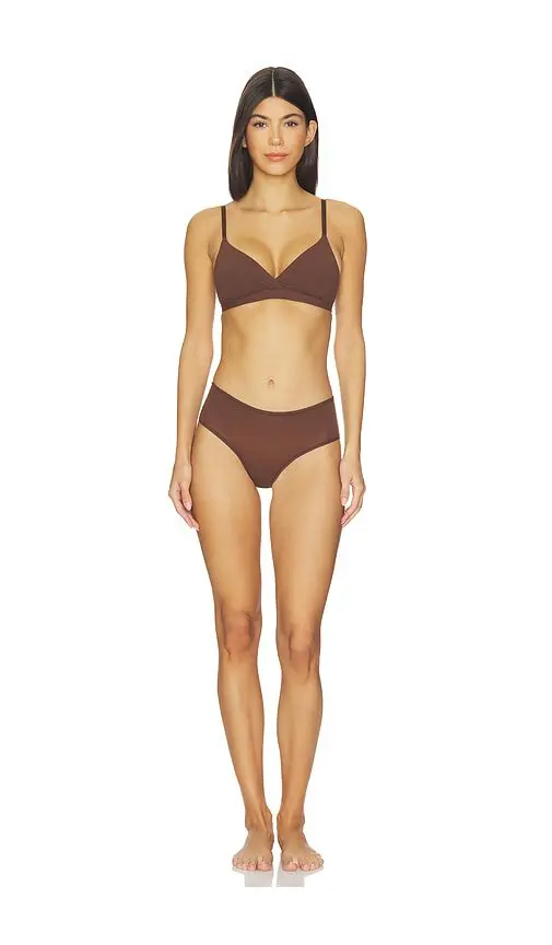 SKIMS Fits Everybody Brief In Chocolate