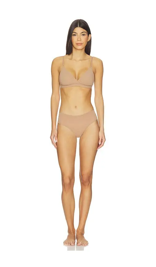 SKIMS Fits Everybody Brief In Nude - Sienna