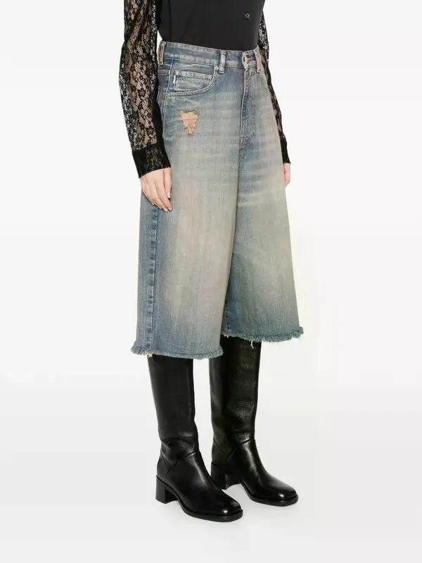 VICOLO Carola Frayed Shorts