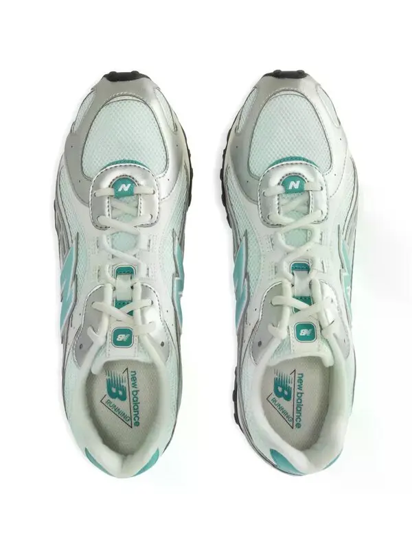 NEW BALANCE 204l Logo-patch Sneakers - Silver