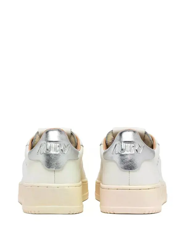AUTRY Medalist Low Leather Sneakers - White