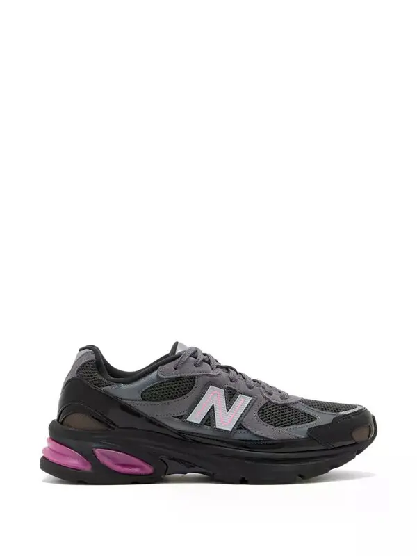NEW BALANCE 2010 Logo Sneakers - Black