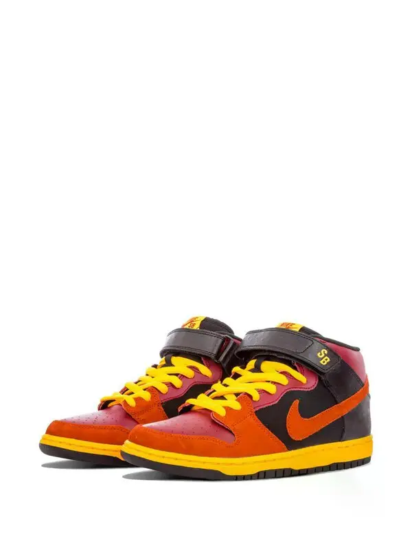 Nike Dunk Mid Pro Sb Sneakers - Black