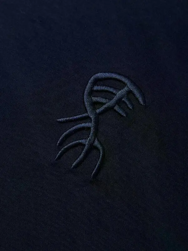 Shanghai Tang Embroidered-logo T-shirt