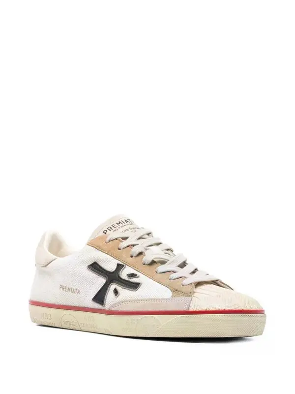 Premiata Steven 8052 Appliqué Sneakers