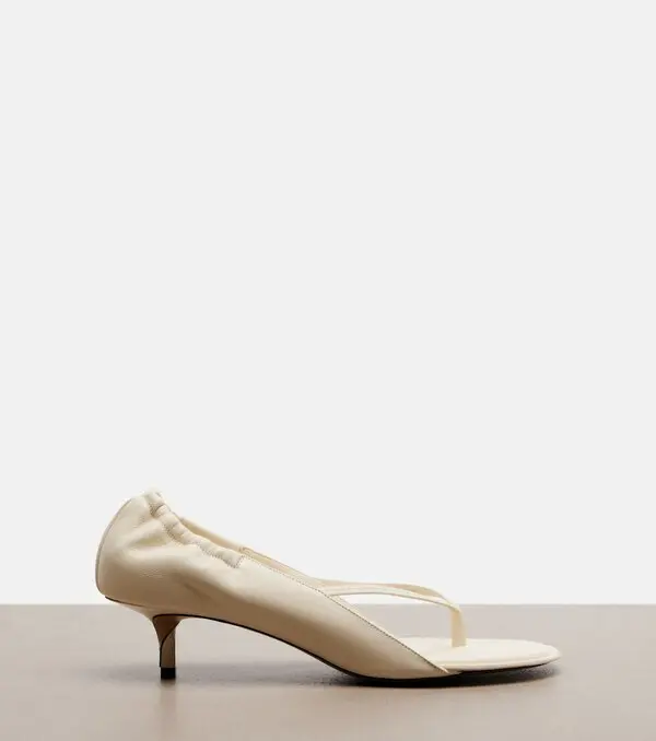 Jacquemus Leather Thong Sandals - White