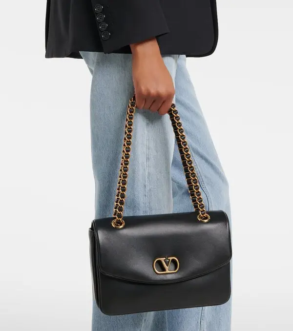 Valentino Garavani Djuna Medium Leather Shoulder Bag - Black
