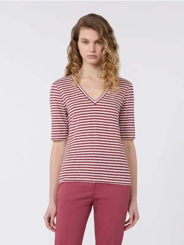 Max Mara Stretch Linen Jersey V-neck T-shirt - Cherry