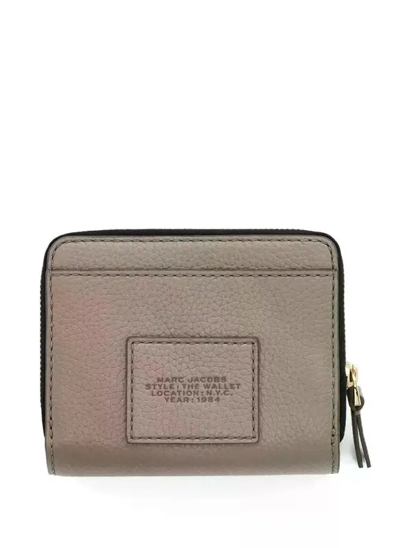 Marc Jacobs Zip Wallet - Silver