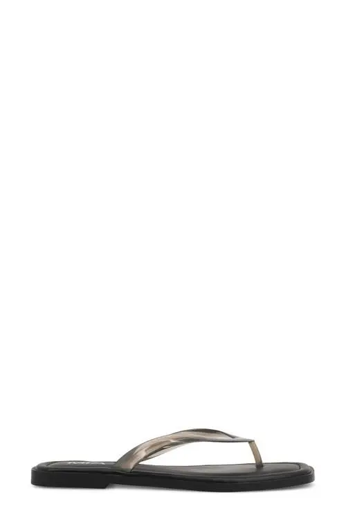 Mia Minimalist Flip Flops - Black
