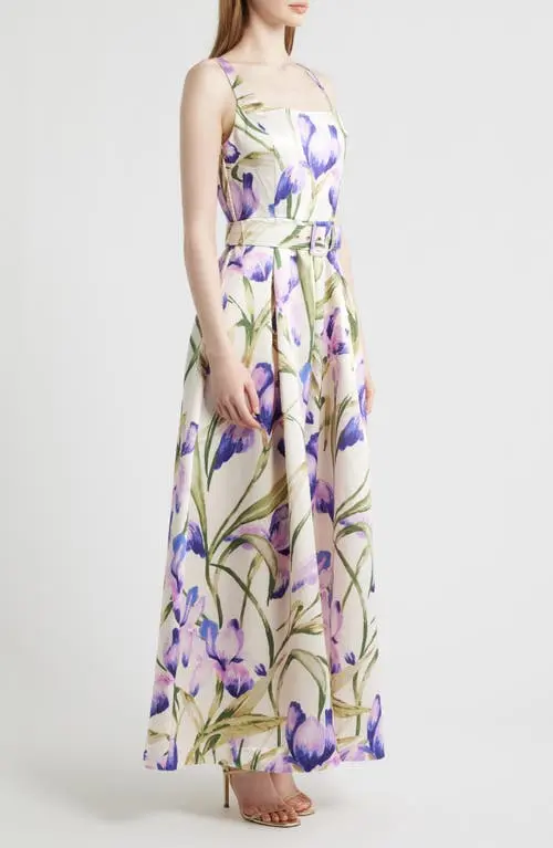 Julia Jordan Floral Print A-line Gown
