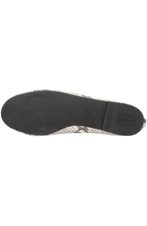 Pretty Ballerinas Round Toe Snakeskin Ballet Flats
