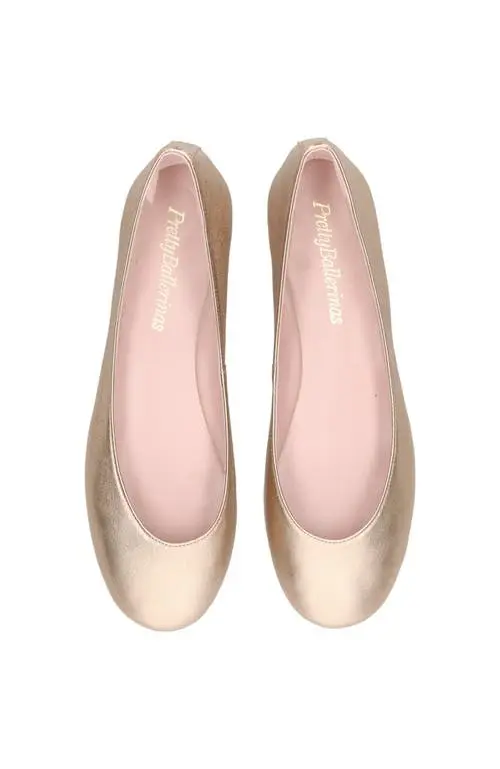Pretty Ballerinas Round Toe Metallic Ballerina Flat - Gold