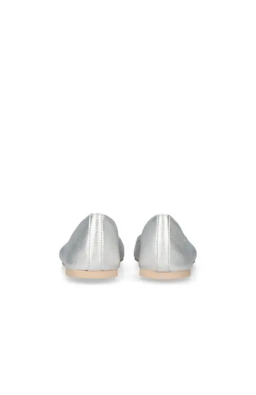 Pretty Ballerinas Round Toe Metallic Ballerina Flat