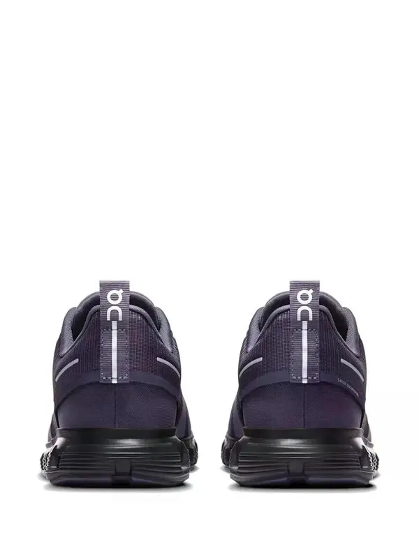 On Cloud 6 Logo Sneakers