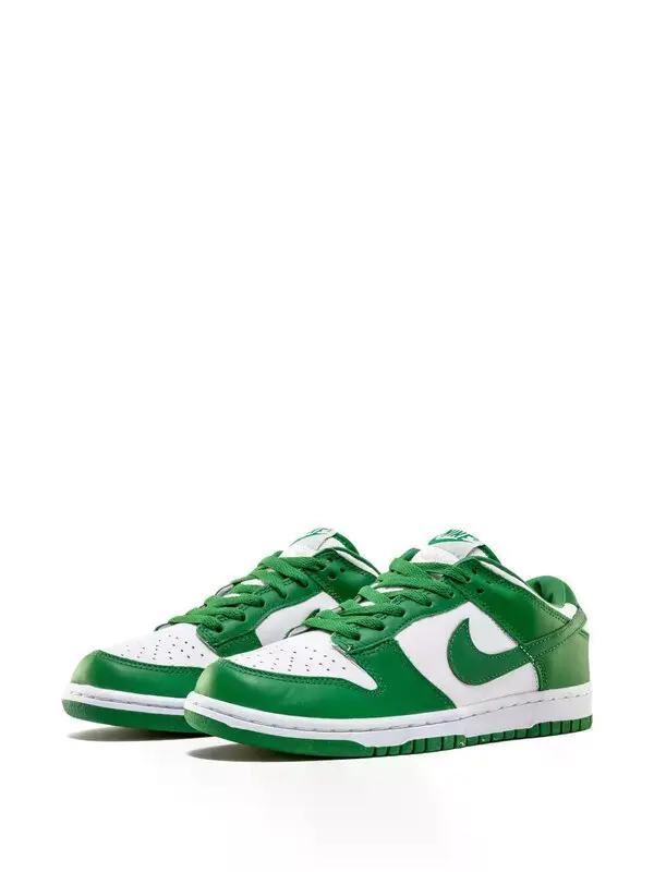 Nike Dunk Low Sneakers - Green
