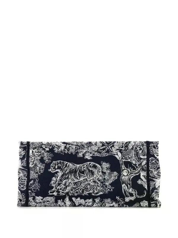 Dior Book Embroidered Canvas Medium Tote Bag - Blue