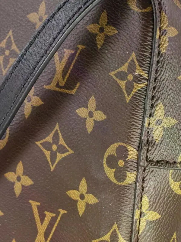LOUIS VUITTON Neonoe Mm Bucket Bag Monogram - Brown