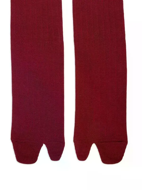 MAISON MARGIELA Tabi Socks - Red