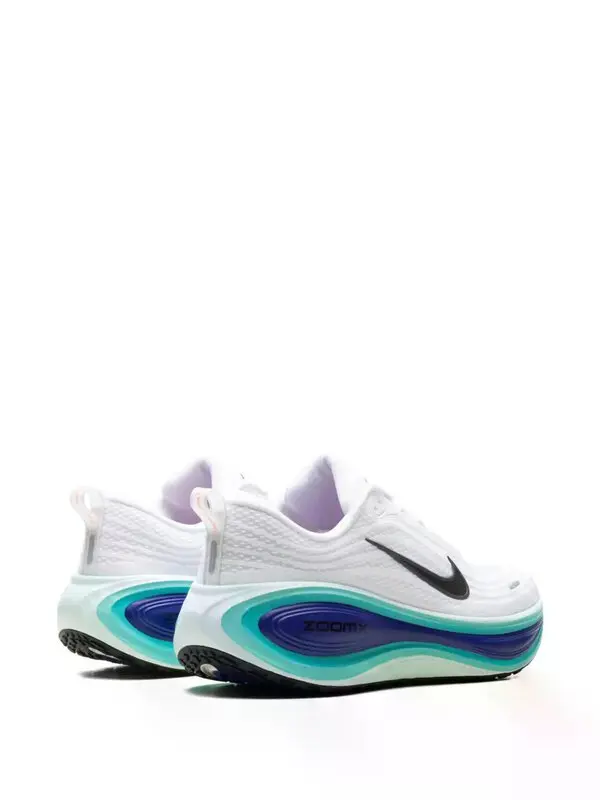 Nike Vomero Plus Sneakers - White