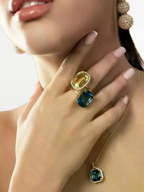 Goshwara Cocktail Ring - Gold