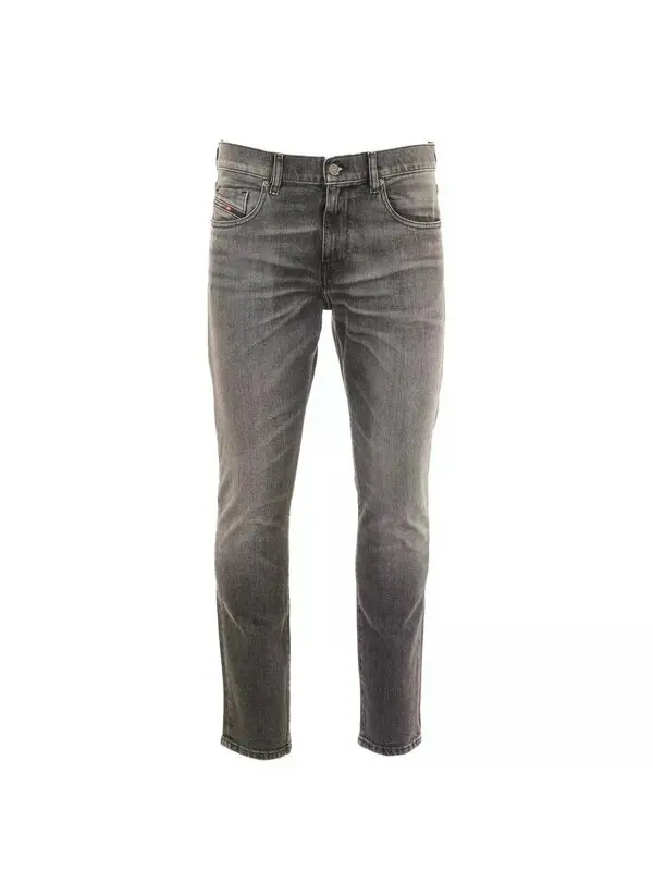 DIESEL® Logo Appliqué Jeans