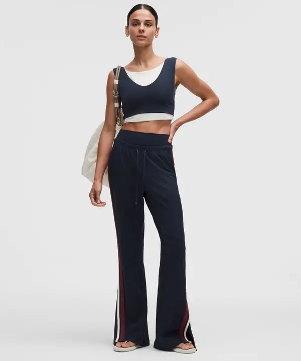 Lululemon Bend This Boat And Scoop Bra - True Navy