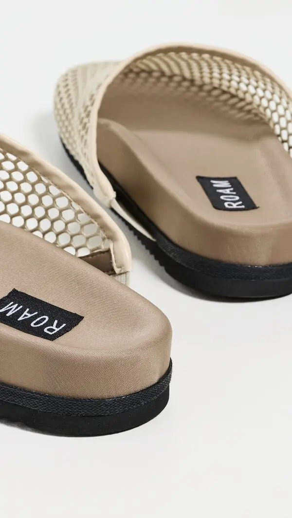 ROAM Mesh Clogs - Cream