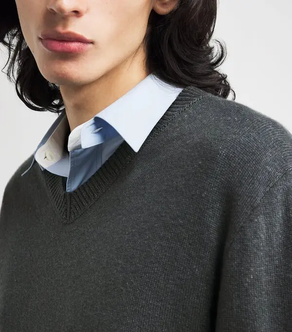 THE ROW Memphis Cashmere Sweater - Grey