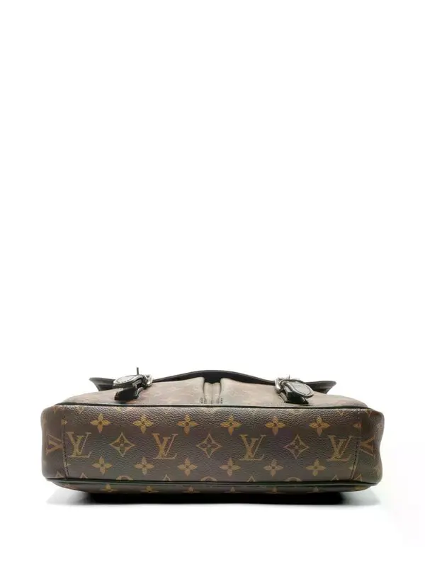 LOUIS VUITTON 2016 Christopher Messenger Bag