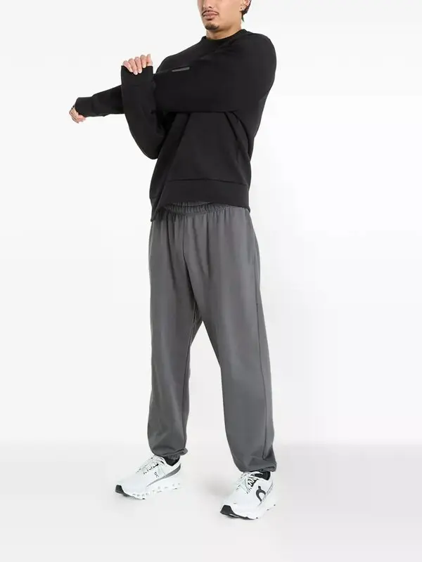 On Focus Tech Crew Sweatshirt