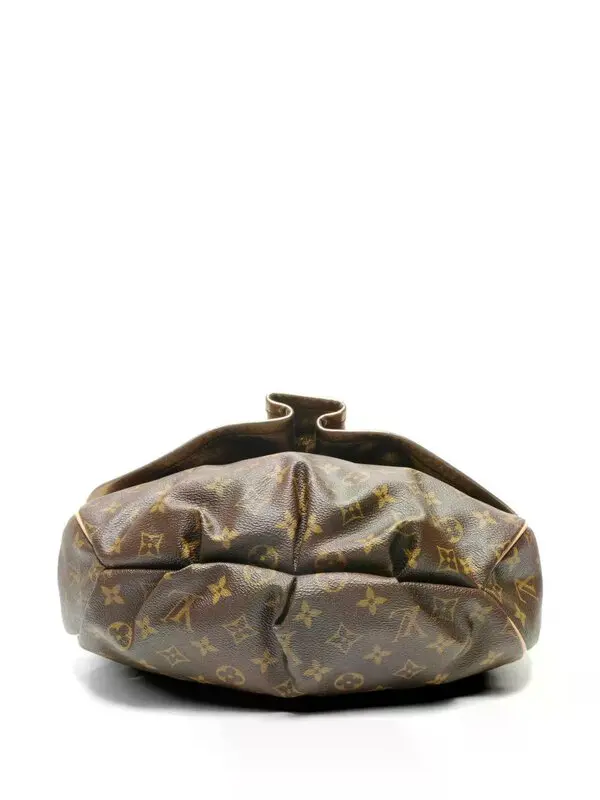 LOUIS VUITTON 2009 Gm Kalahari Shoulder Bag
