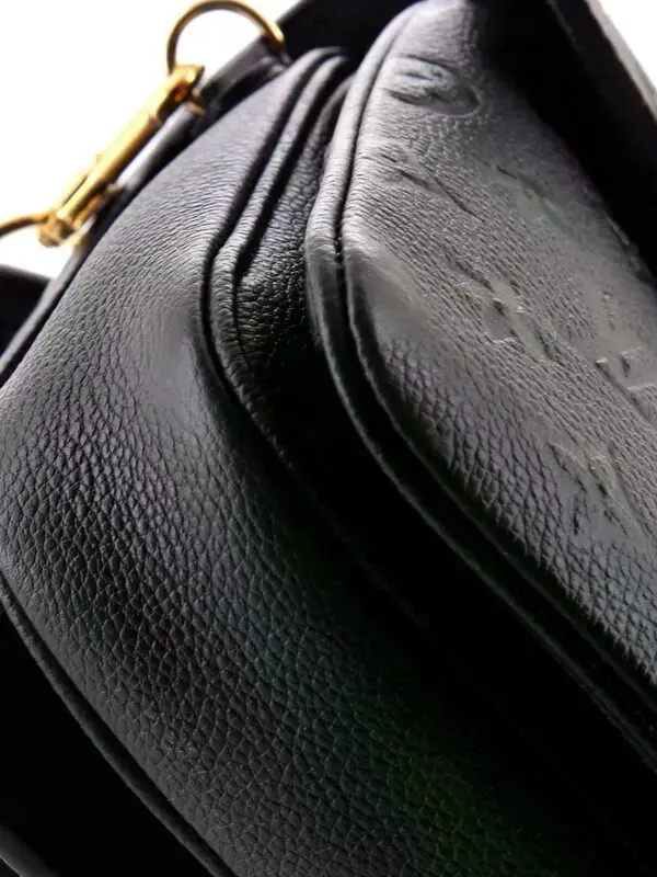 LOUIS VUITTON Pochette Metis Monogram Empreinte Leather - Black