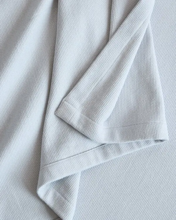 Quince Luxury Bed Blanket - Light Blue