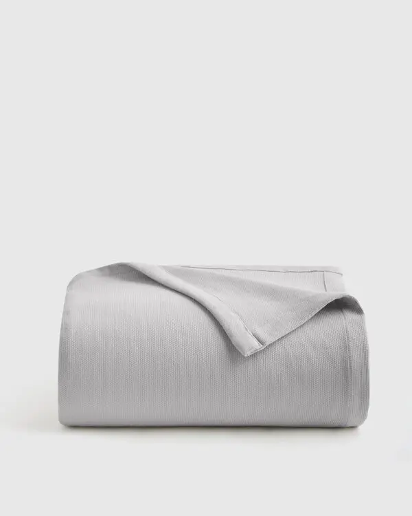 Quince Luxury Bed Blanket - Silver