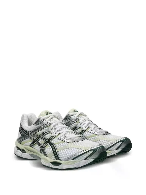 Asics Cumulus 16 Lace-up Sneakers - White