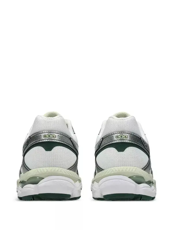 Asics Cumulus 16 Lace-up Sneakers - White