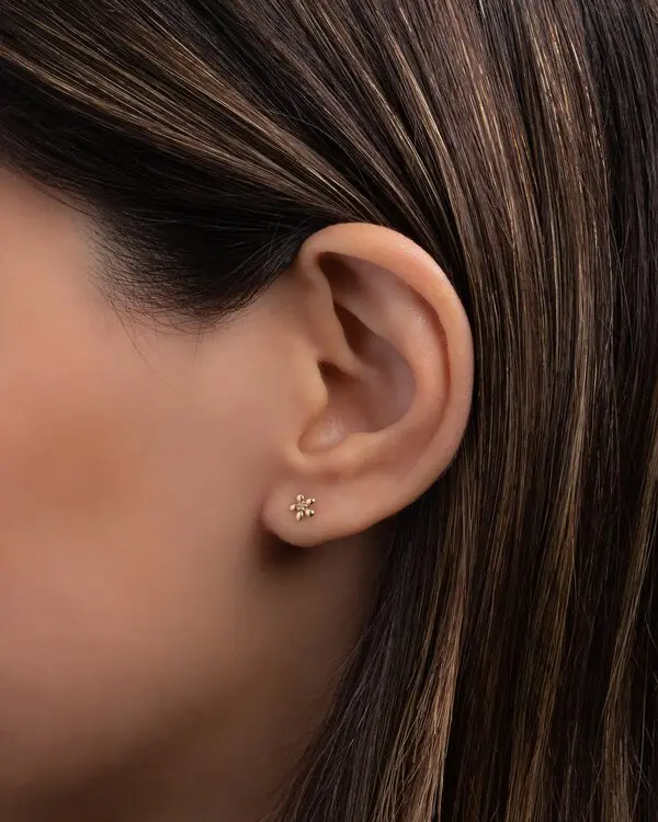 ZOE LEV Diamond And 14k Flower Stud Earrings