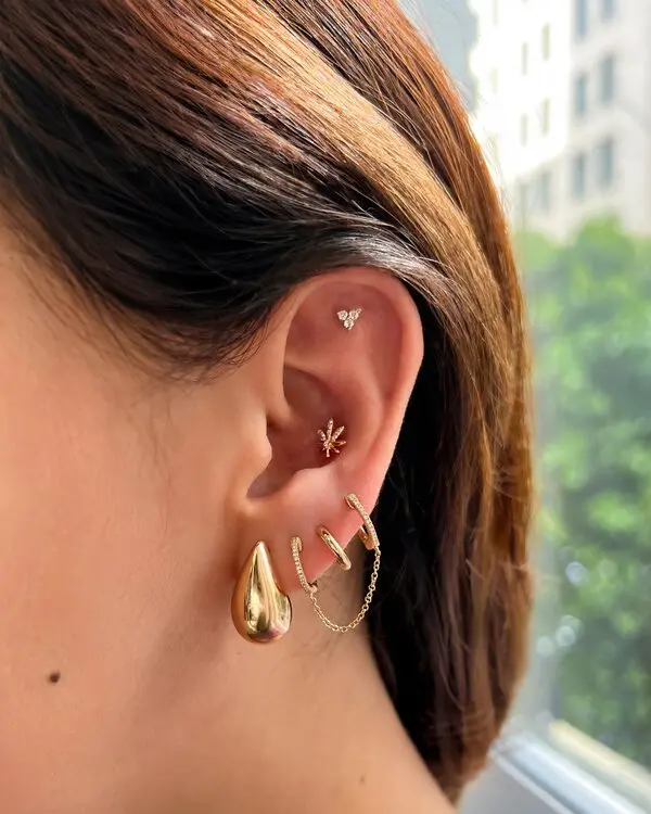 ZOE LEV Diamond And 14k Double Hoop Chain Earring