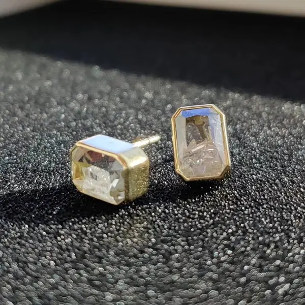Moritz Glik Diamond And Gold Esmeralda Shaker Stud Earrings