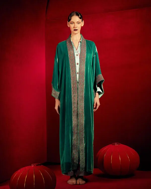 KARMA ON THE ROCKS Nikko Embroidered Velvet Long Kimono - Green