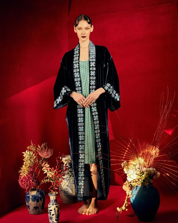 KARMA ON THE ROCKS Nikko Embroidered Velvet Long Kimono