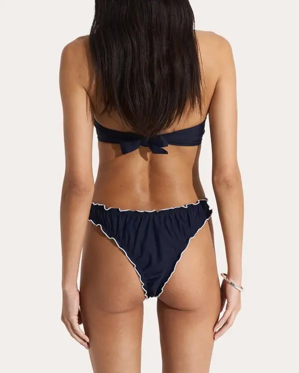 SEAQUELLE SWIM Lake Ruffle Underwire Balconette Bikini Top