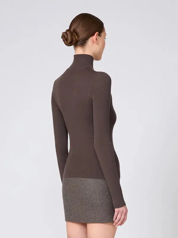 Victoria Beckham Wool Turtleneck Sweater - Brown