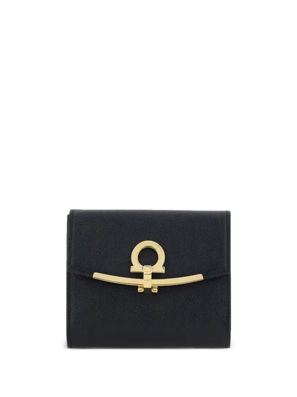FERRAGAMO Compact Wallet With Gold Hooks In Hammered Leather - Black