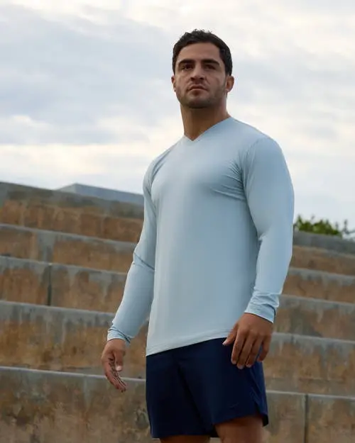 BLOQUV Performance V-neck Shirt